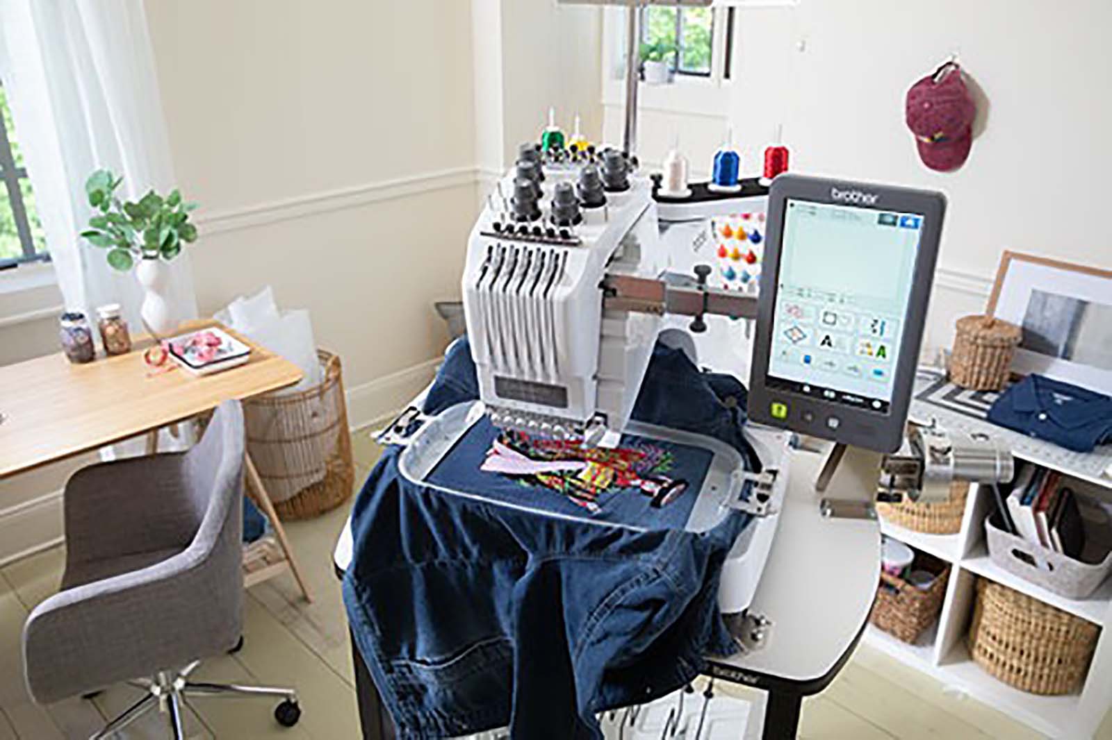 PR680W Embroidery Machine | Brother Philippines